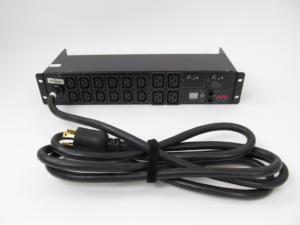 シュナイダーエレクトリック AP9570 Rack PDU Basic 1U 30A 200V (4) C19 - 業務、産業用