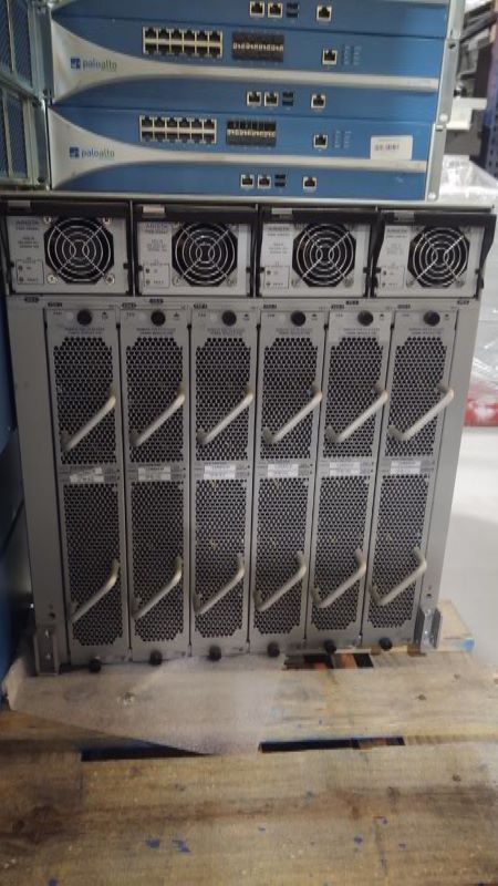 Arista DCS-7508 DCS-7500R 8-SLOT CHASSIS