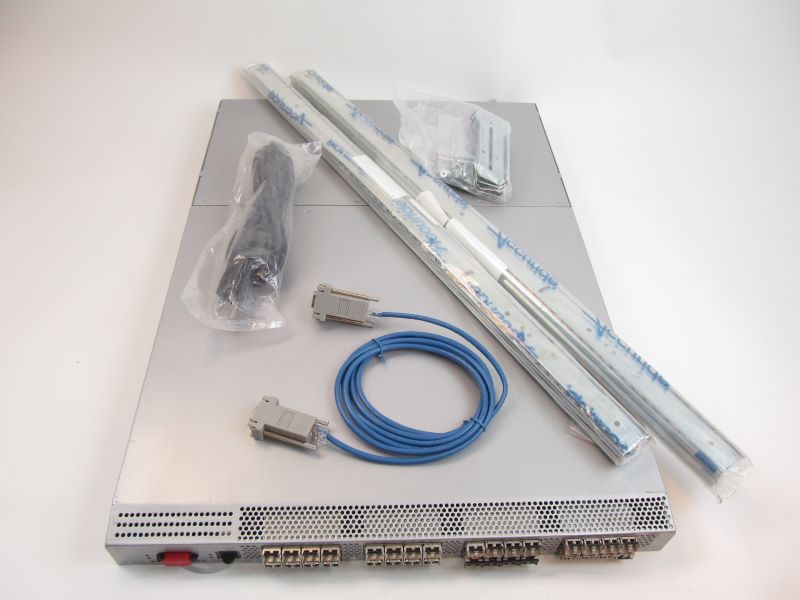 Brocade BR-4100 4GB 32-Port Switch 32 Active Ports, Includes Rail Kit ...