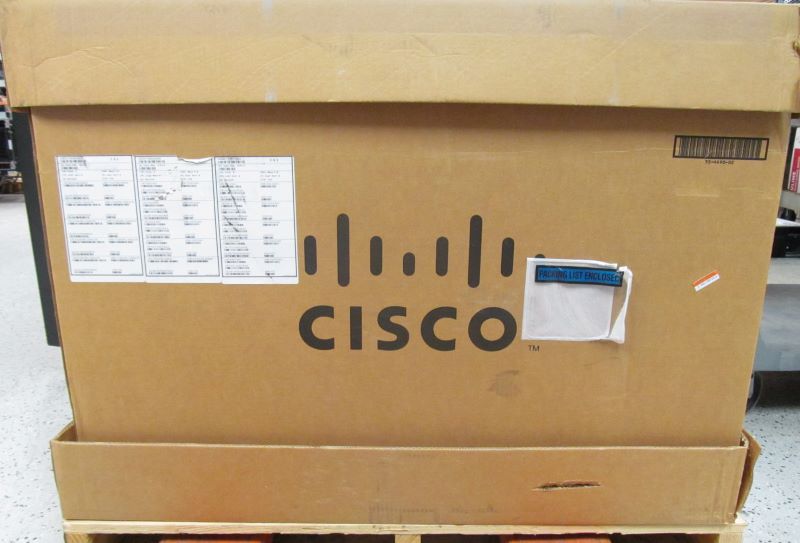 CISCO N20-C6508-N UCS 5108 Blade Server Chassis with Rail Kit, New in Box!
