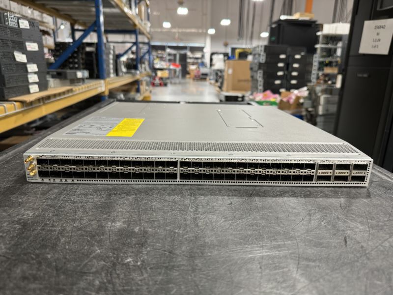 Cisco N9K-C93180YC-FX3 FACEPLATE & ANTENNA Damage