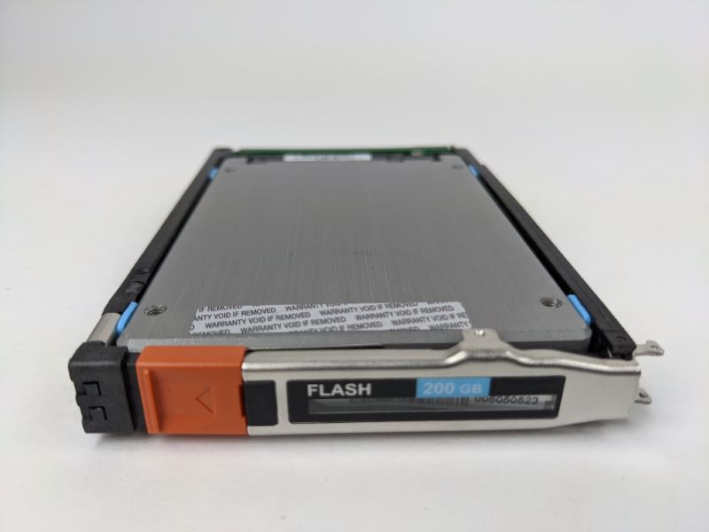 EMC 005050523 200GB 6Gbps 2.5" SAS SSD Solid State Drive