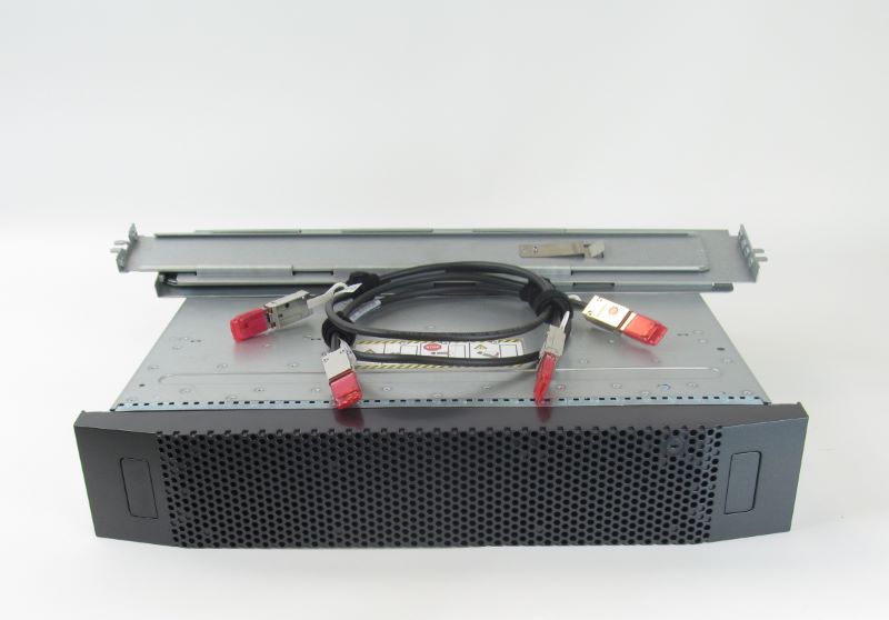 EMC VNX6GDAE25 vnx DAE 25x2.5" SAS cables rails bezel