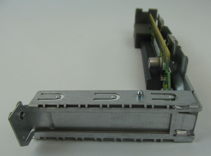HP 733384-001 SL2500 GEN8 PCIE X16 1U Riser Board with Bracket