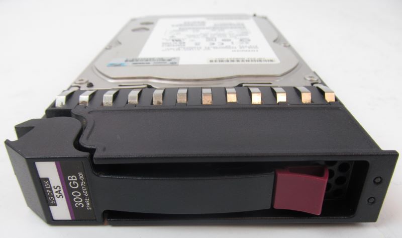 HP AP858A Hitachi P2000 300GB 6G DP 15K ENT LFF SAS Hard Disk Drive HDD
