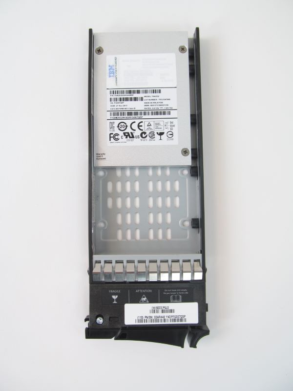 IBM 00AR442 200GB 2.5" SSD 6Gb SAS Sold State Drive V7000