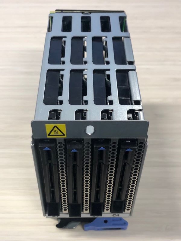 IBM 00VK510 NVME DRIVE BACKPLANE